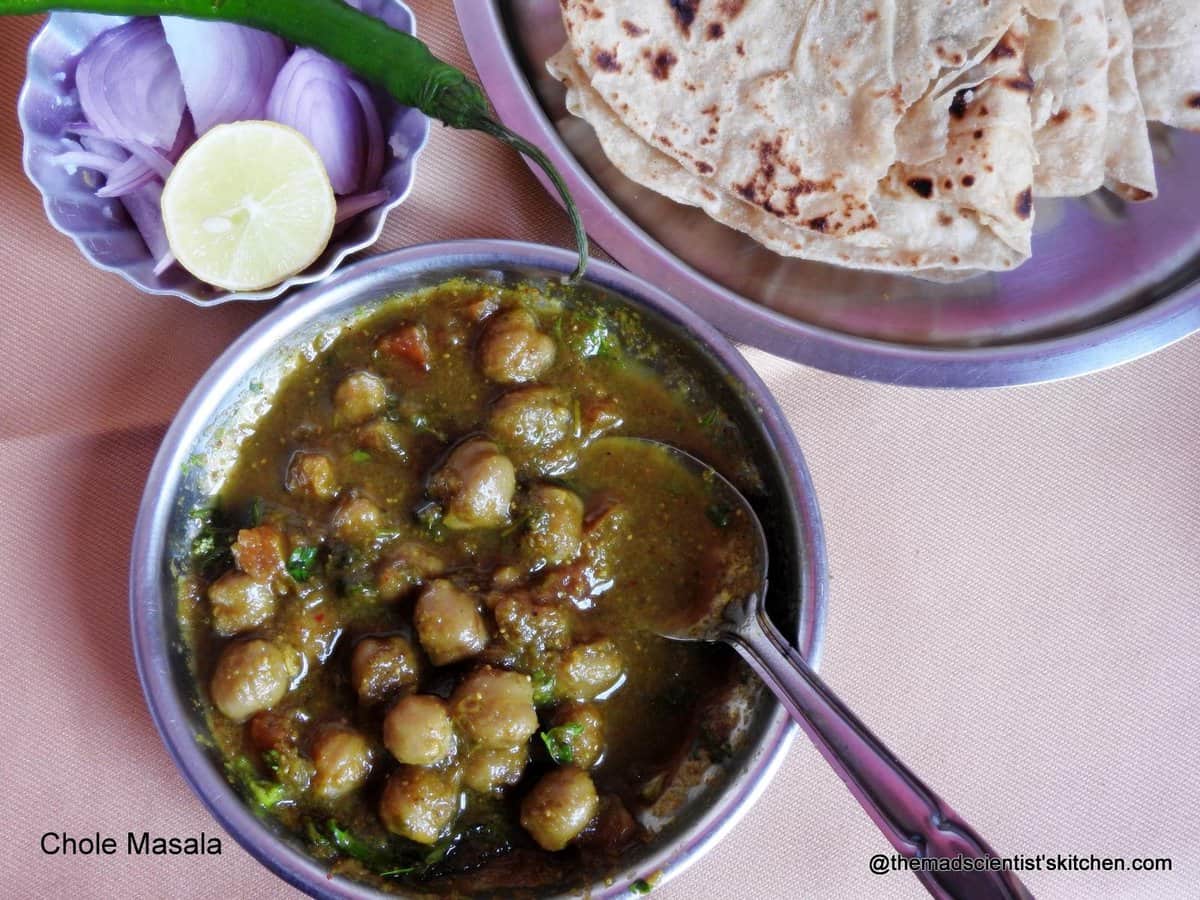 Chole Masala|Punjabi Cholay|Kabuli Chana Masala -The Mad Scientists Kitchen