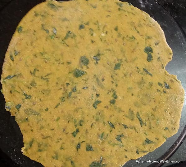 Freshly Baked Methi Crackers - The Mad Scientists Kitchen